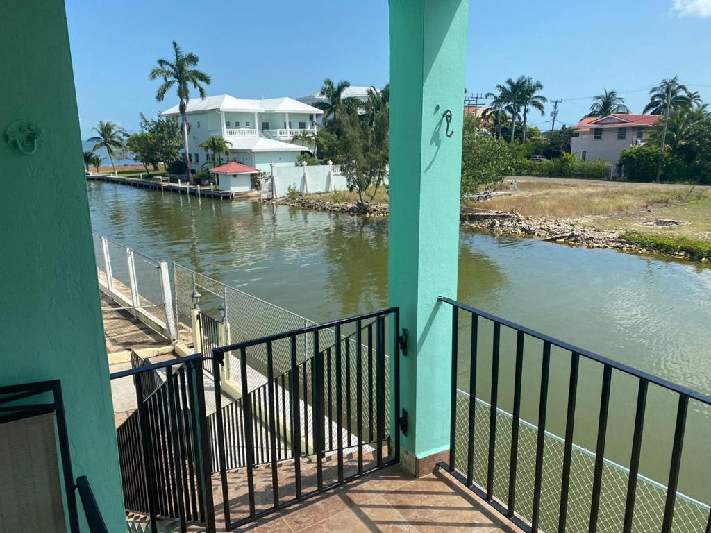 Location - Belize Bank